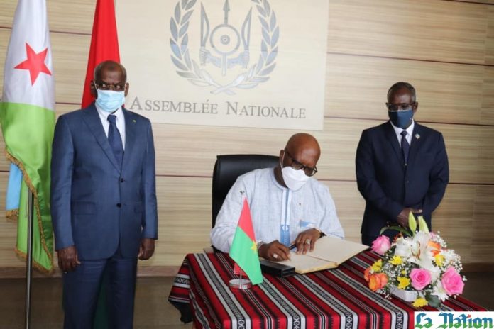 Assemblée nationale : Une séance publique extraordinaire et solennelle en l’honneur du Président ...