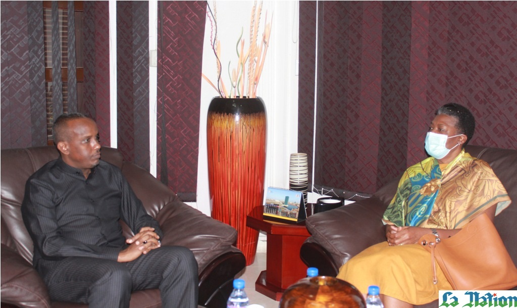 Radwan Abdillahi Bahdon reçoit la représentante de l’UNICEF | LA NATION