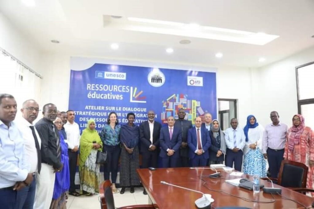 Stratégie nationale sur les Ressources éducatives libres :Démocratiser ...