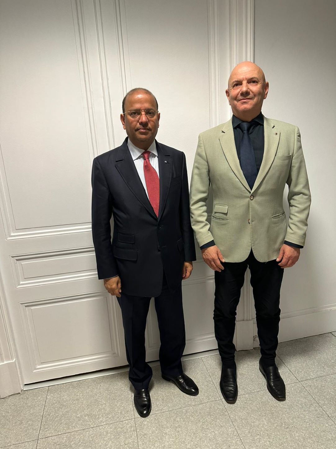 L’ambassadeur Ayeid Mousseid Yahya reçu par le directeur de cabinet du ...