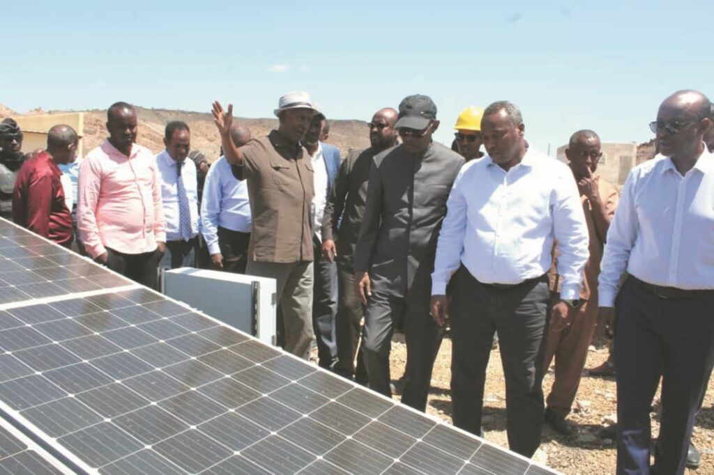 Région d’Ali-Sabieh : Inauguration d’une centrale solaire photovoltaïque d’électrification à ...