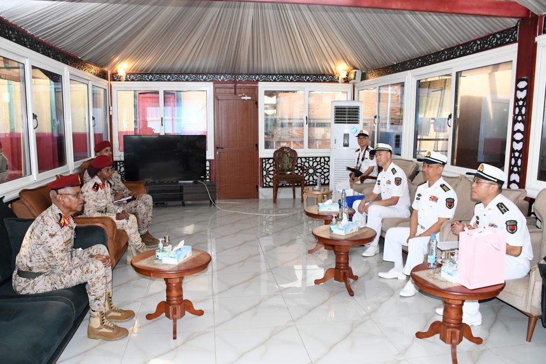 Le général Zakaria Cheik Ibrahim reçoit la visite de courtoisie du ...