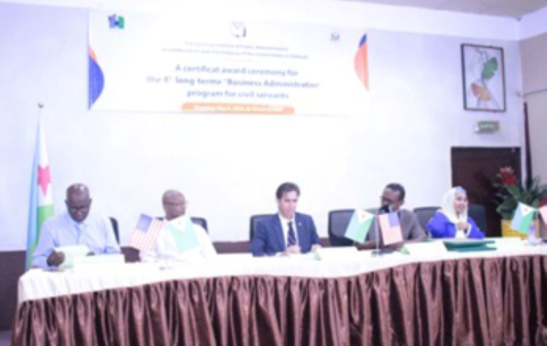 Cérémonie de remise de certificats de formation en anglais à l’INAP ...