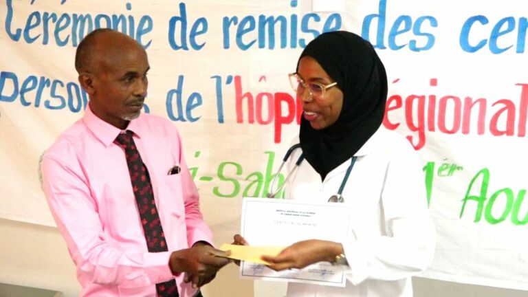 Ali-Sabieh : l’hôpital régional « Dr Ahmed Absieh Warsama » honore son ...
